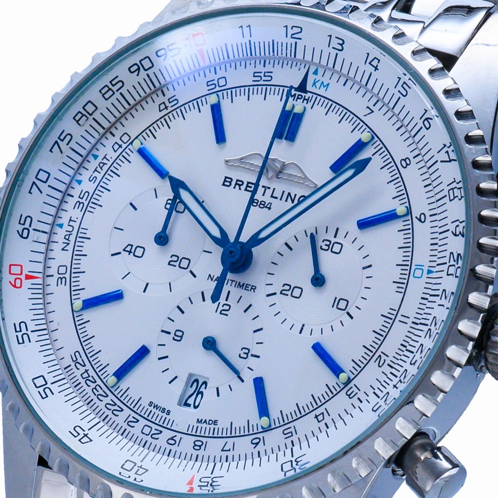 Replica Breitling Navitimer B01 Chronograph weisses Zifferblatt